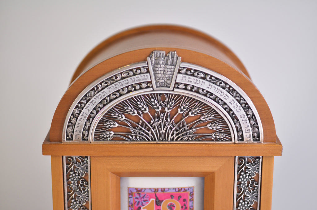 CLASSIC CHERRY OMER COUNTER by Itzhak Luvaton